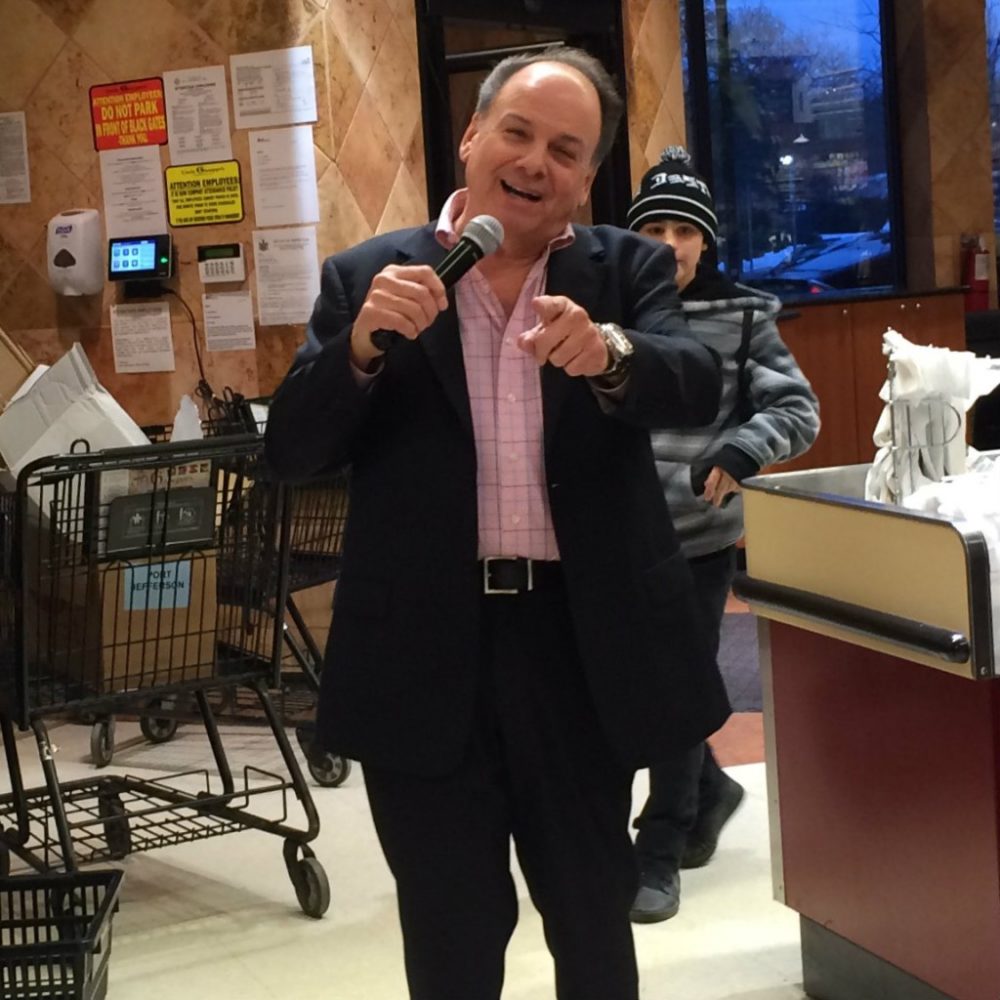 Carl Corry | Bagging a story with Uncle Giuseppe’s singer Tony Della